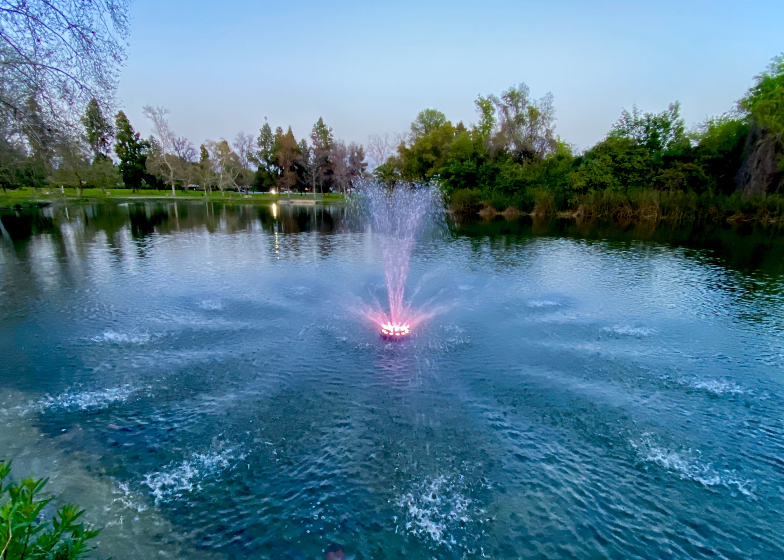 pond floating fountain